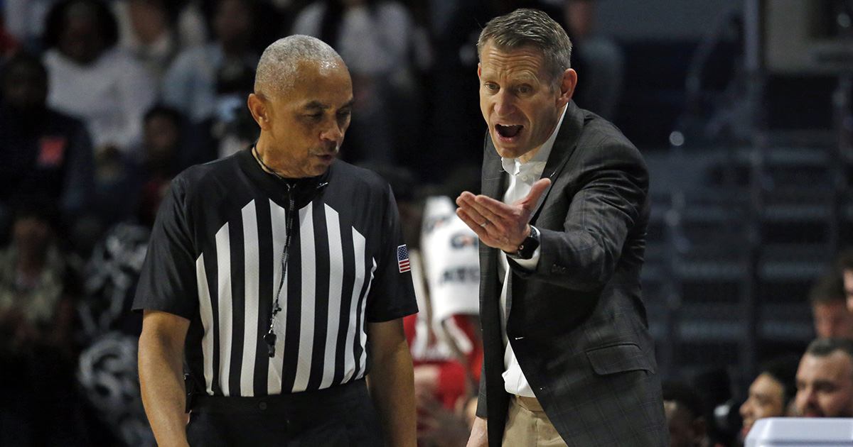 Duke vs. Alabama: Officiating crew revealed for Elite 8 matchup - On3
