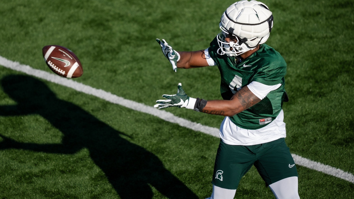 Michigan State's Jonathan Smith eager to see RBs scrimmage