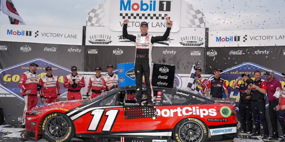 Denny Hamlin reacts to winning in Carl Edwards throwback paint scheme at Darlington - On3