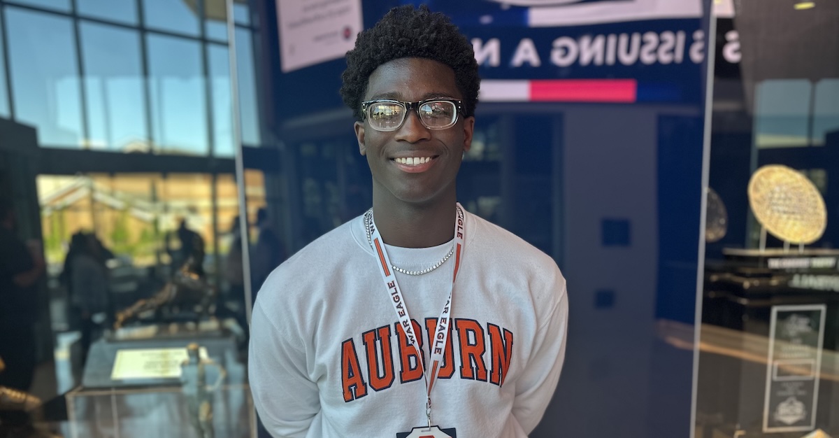 5-star OLB Anthony 'Tank' Jones visits Auburn for A-Day