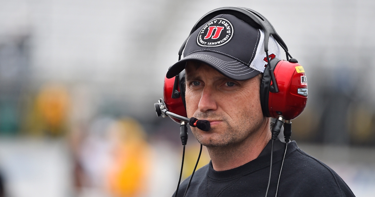 Rodney Childers shows off new 'badass' office at JR Motorsports