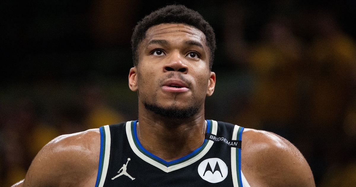 Tyrese Haliburton's father John apologizes to Giannis Antetokounmpo following on-court exchange ...