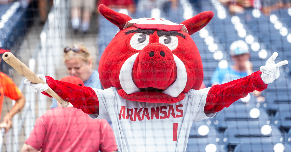 Arkansas trolls Texas on social media following series sweep - On3