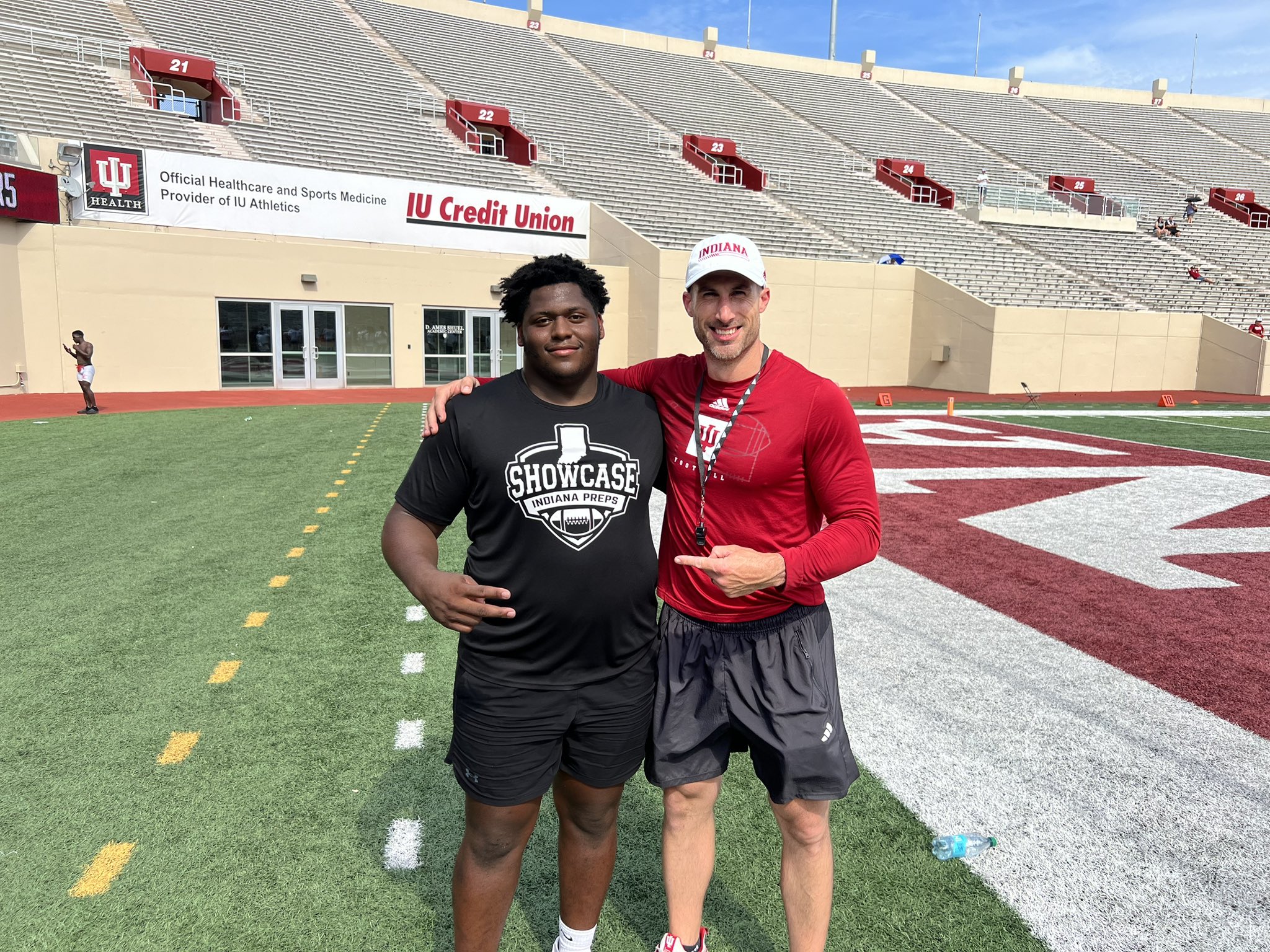 4-star DL Cameron McHaney locks in top five schools and commitment date - On3