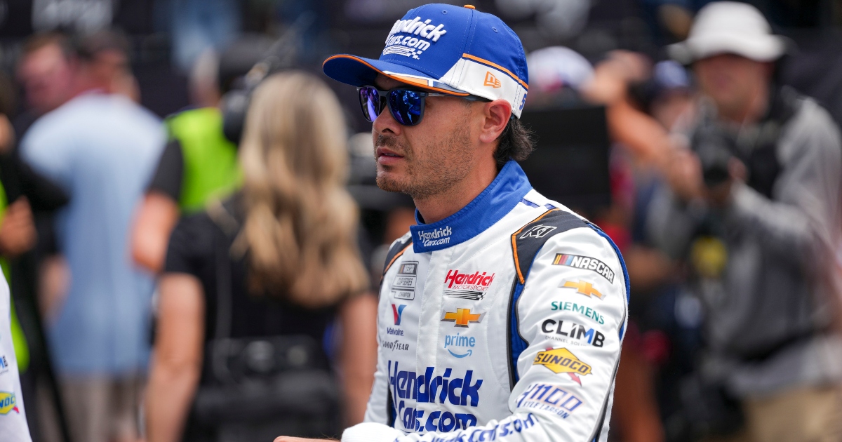 Kyle Larson shreds famous Martinsville Speedway hot dogs: 'I think they're disgusting' - On3