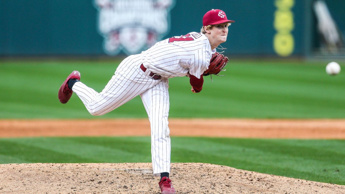 Freshman pitcher announces return to South Carolina baseball