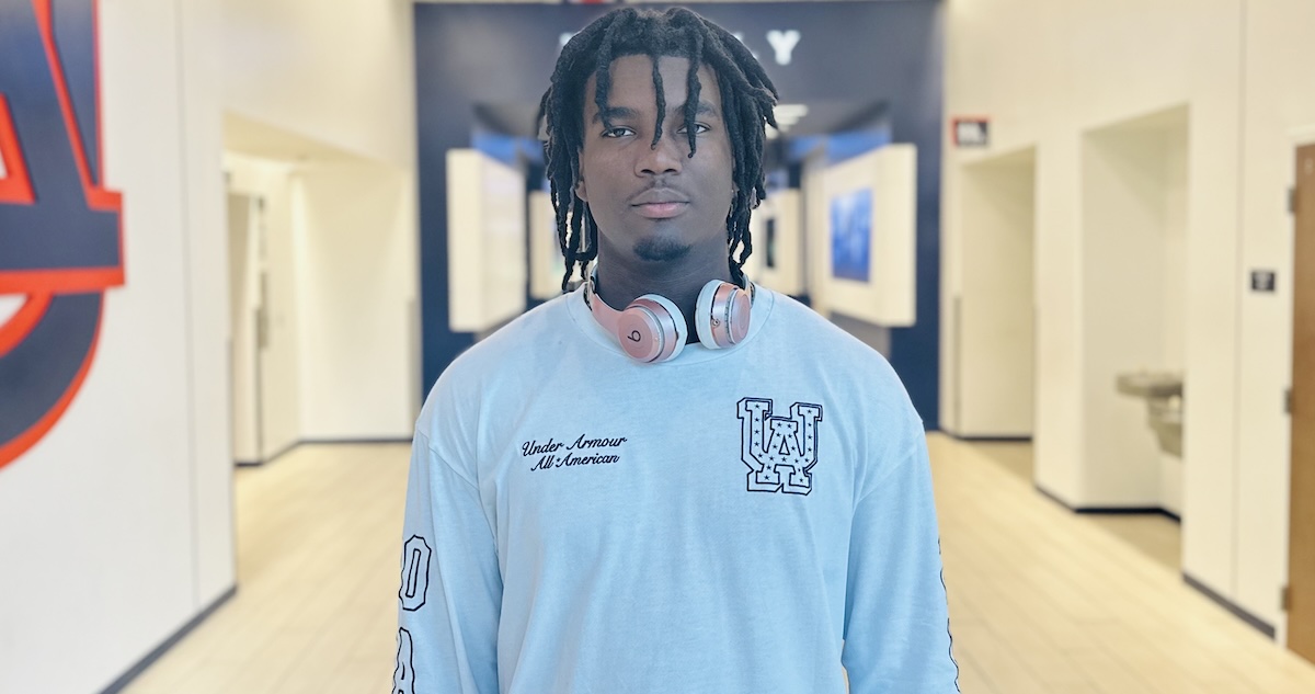 Auburn now 'equal' with Alabama for No. 4 DL Nolan Wilson