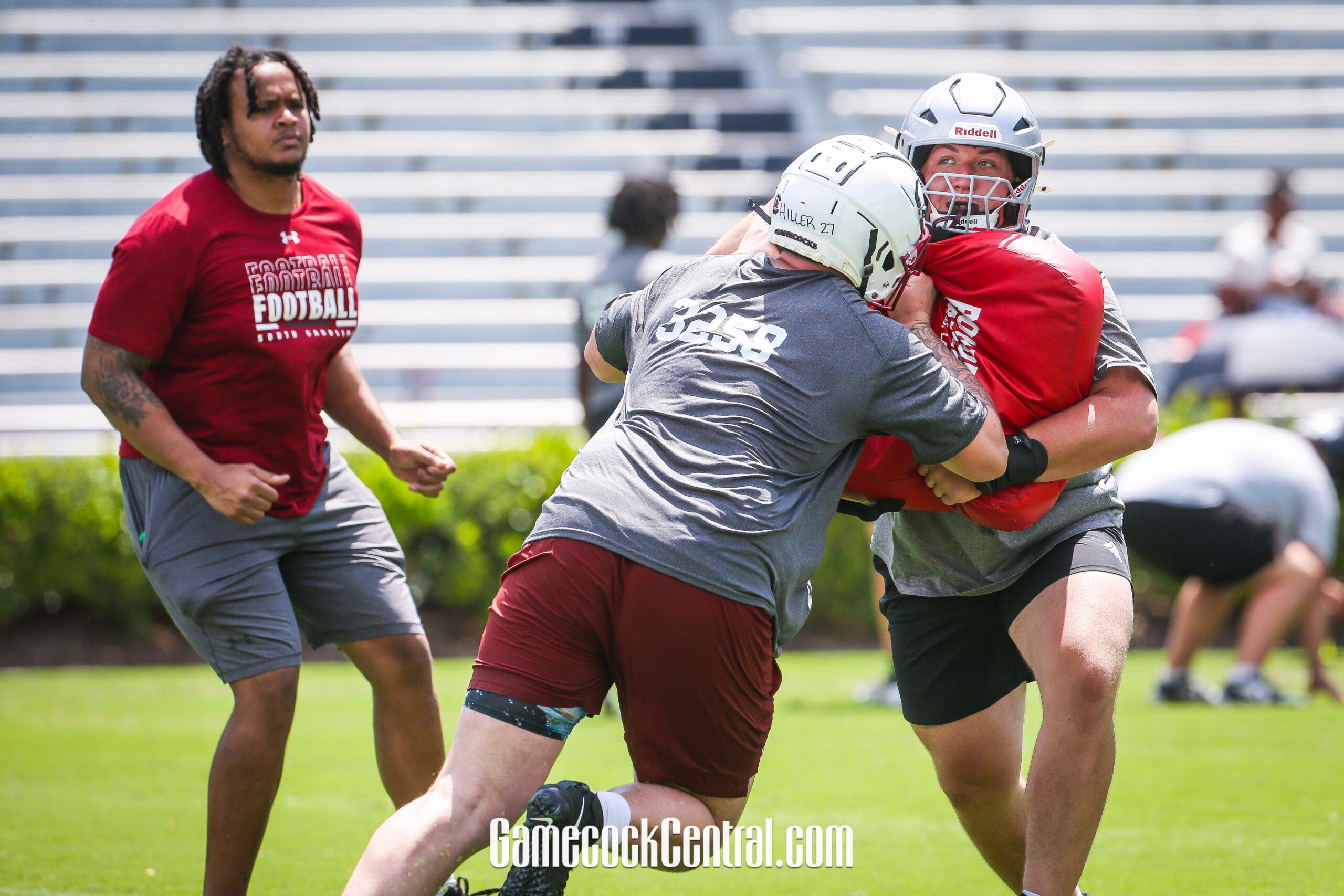 Photos: Beamer OL/DL Camp Day 3 and 7-on-7 - On3