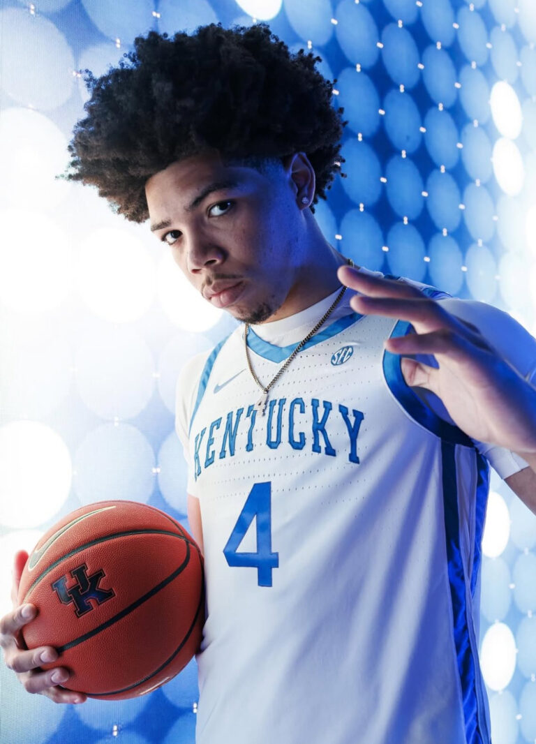 LOOK: Tyran Stokes rocks Kentucky blue on official visit to Lexington - On3