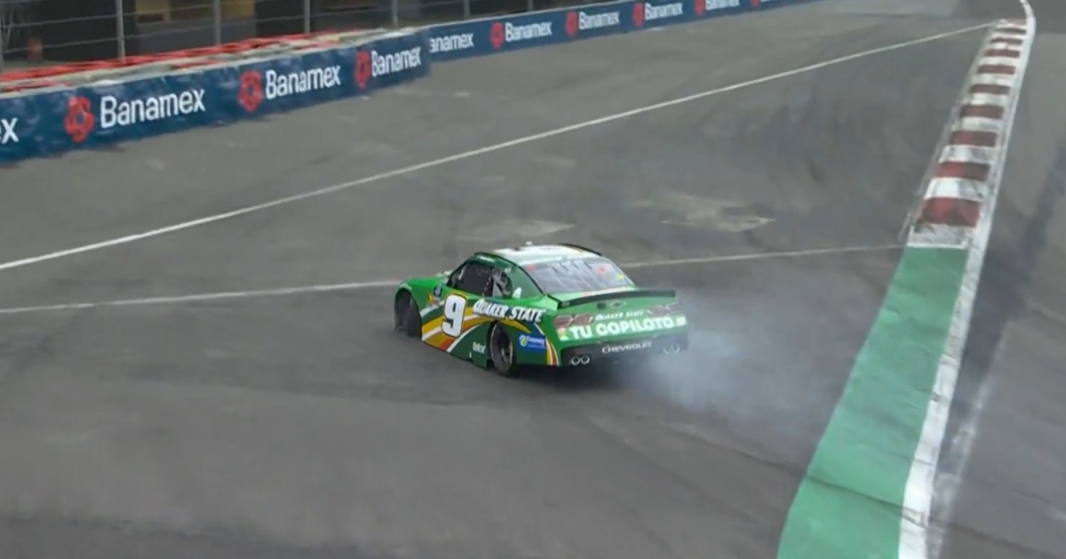Daniel Suárez wrecks during NASCAR Xfinity Series qualifying at Mexico City