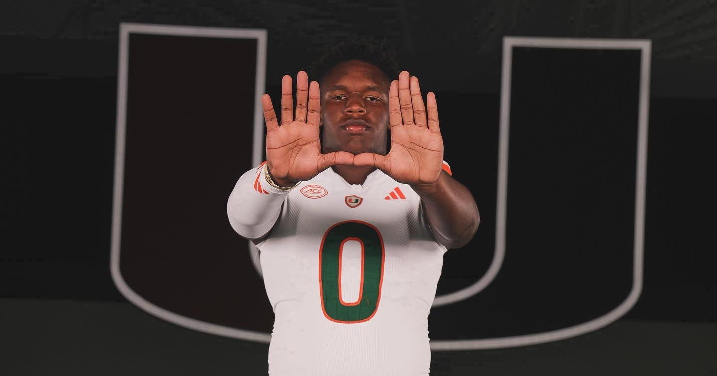 Miami Hurricanes among teams appealing to rising 2028 LB Steven Moore - On3