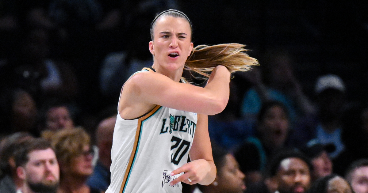 WNBA officials hit Sabrina Ionescu with controversial technical foul ...