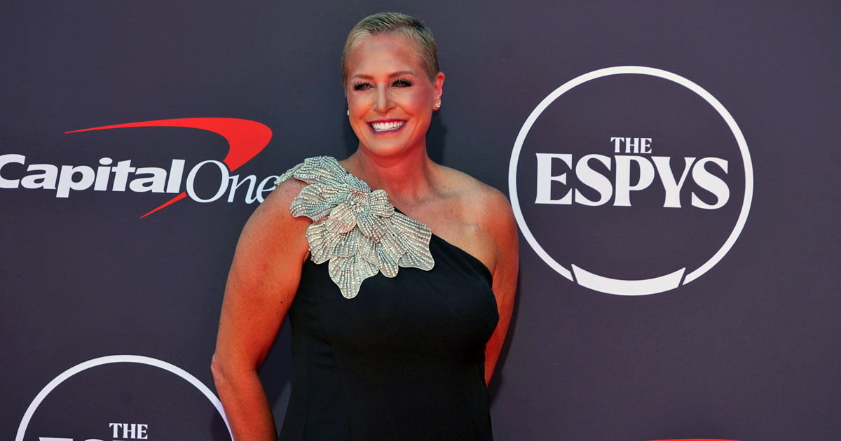 Watch Penn State volleyball coach Katie Schumacher-Cawley's moving ...