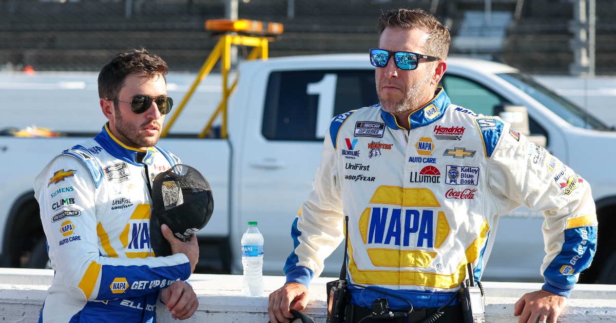 Dale Earnhardt Jr. reacts to Chase Elliott Dover finish, heat on Alan ...