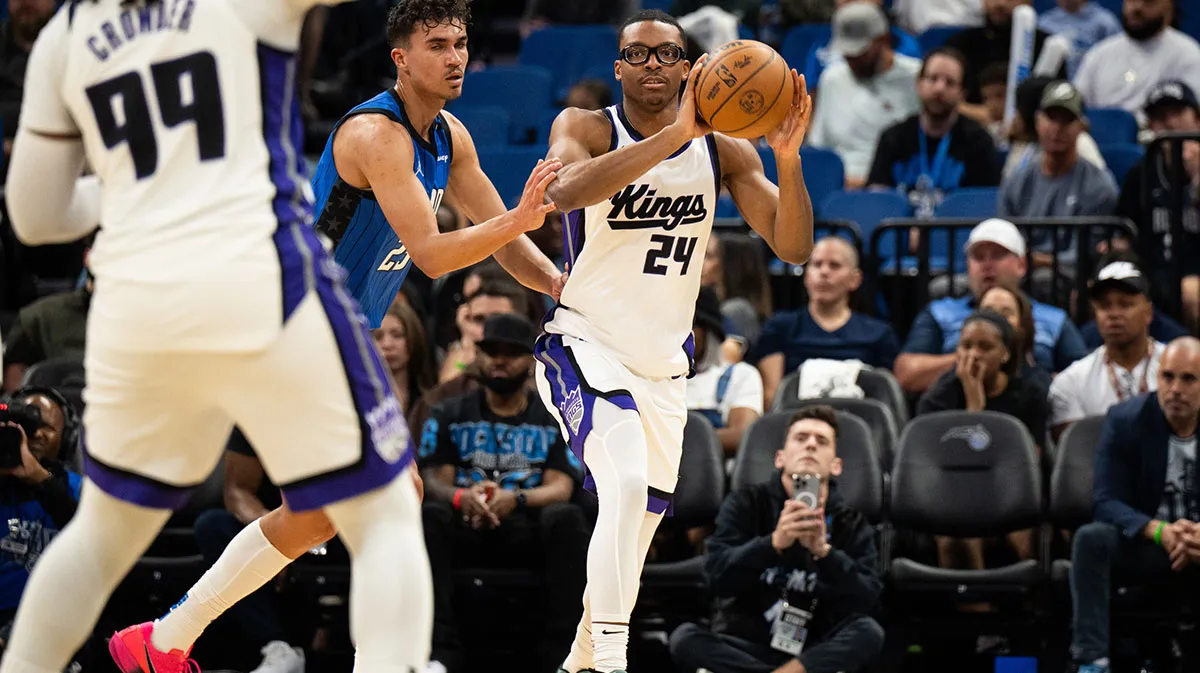 Isaiah Crawford signs with Rockets - On3