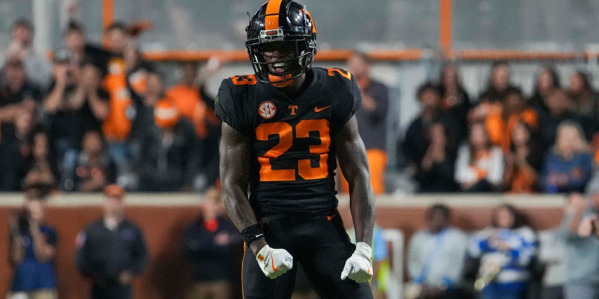 Boo Carter returns to Tennessee practice after absence, speculation on ...
