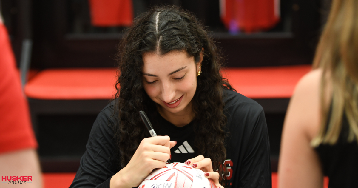 PHOTO GALLERY: Nebraska Volleyball Fan Day 2025 - On3