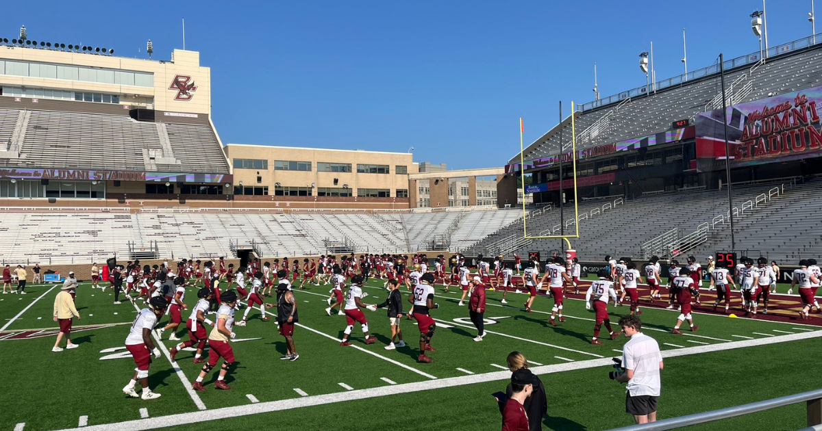 Eagles go inside Alumni for practice No. 8 - On3