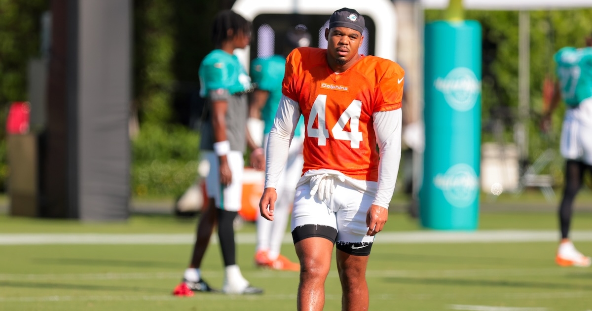 Chop Robinson injury update: Former Dolphins first round pick carted ...