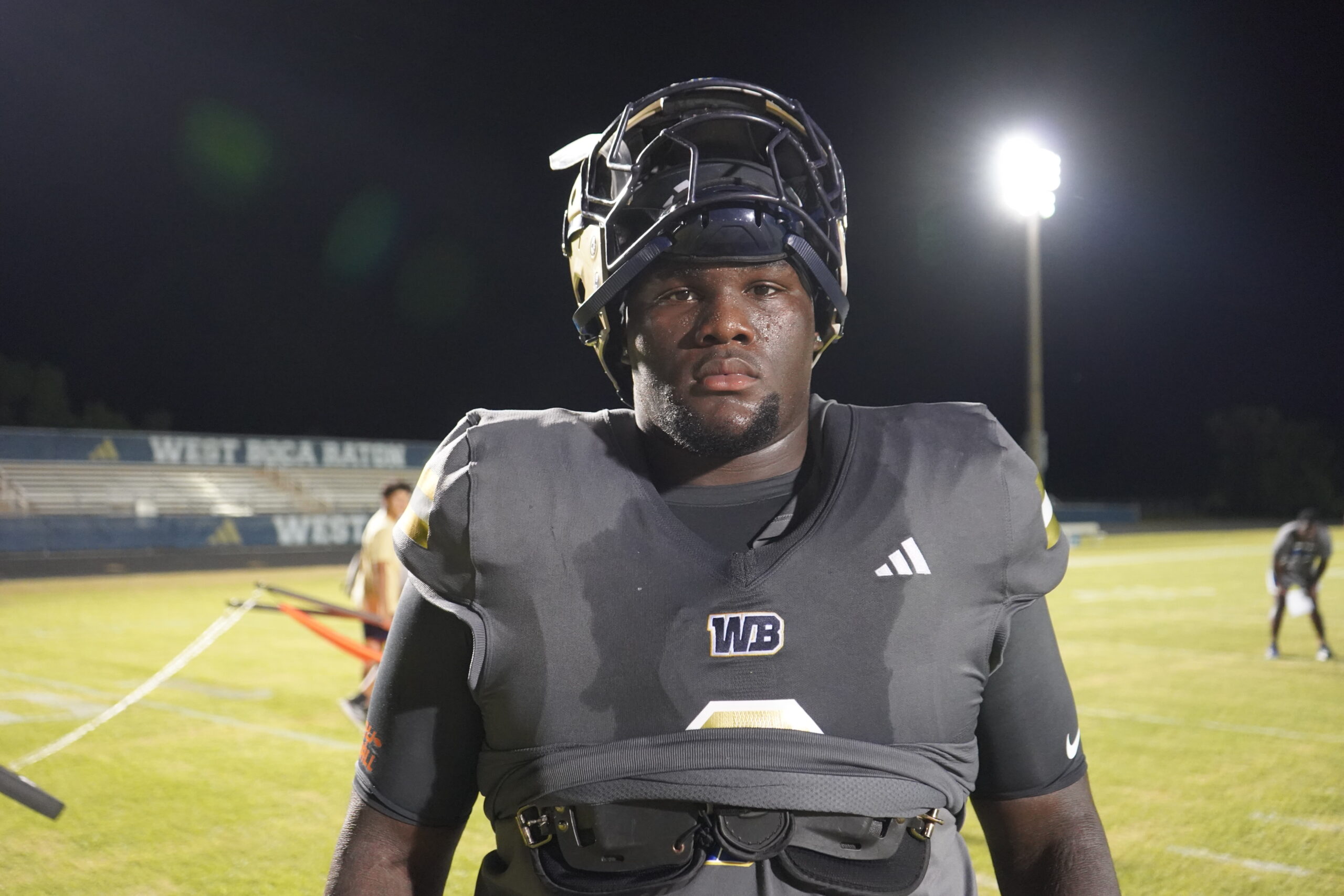 Miami Hurricanes strong push for 2027 DT Jamar Thompson continues as ...