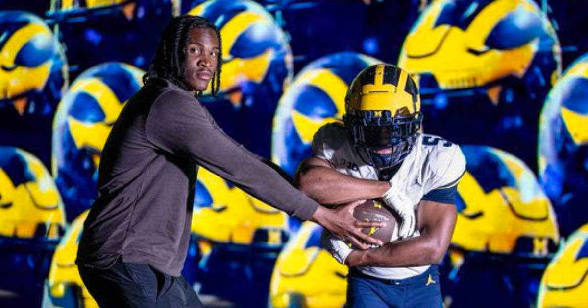 Bryce Underwood celebrate Michigan landing 5-star RB commit