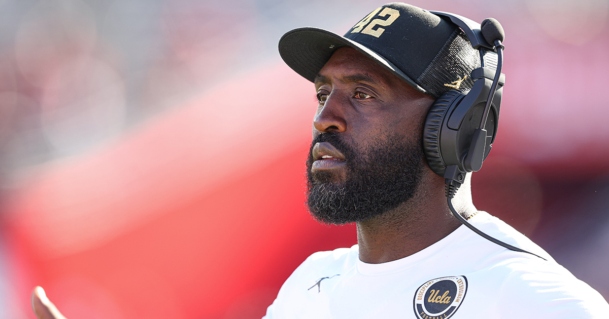 DeShaun Foster calls out media in explanation of restricted access to ...