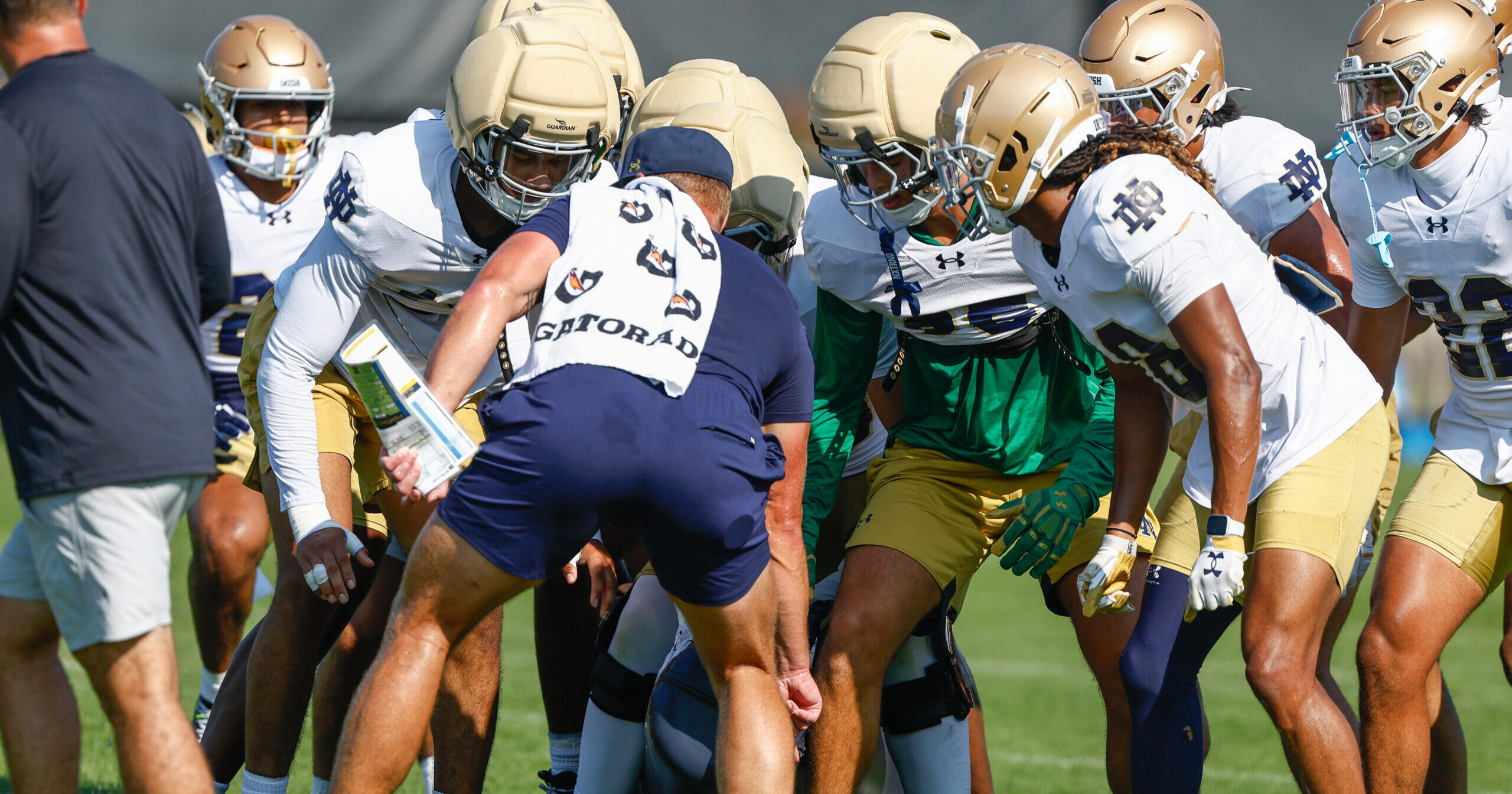 Notre Dame football reveals official depth chart for Week 1 at Miami