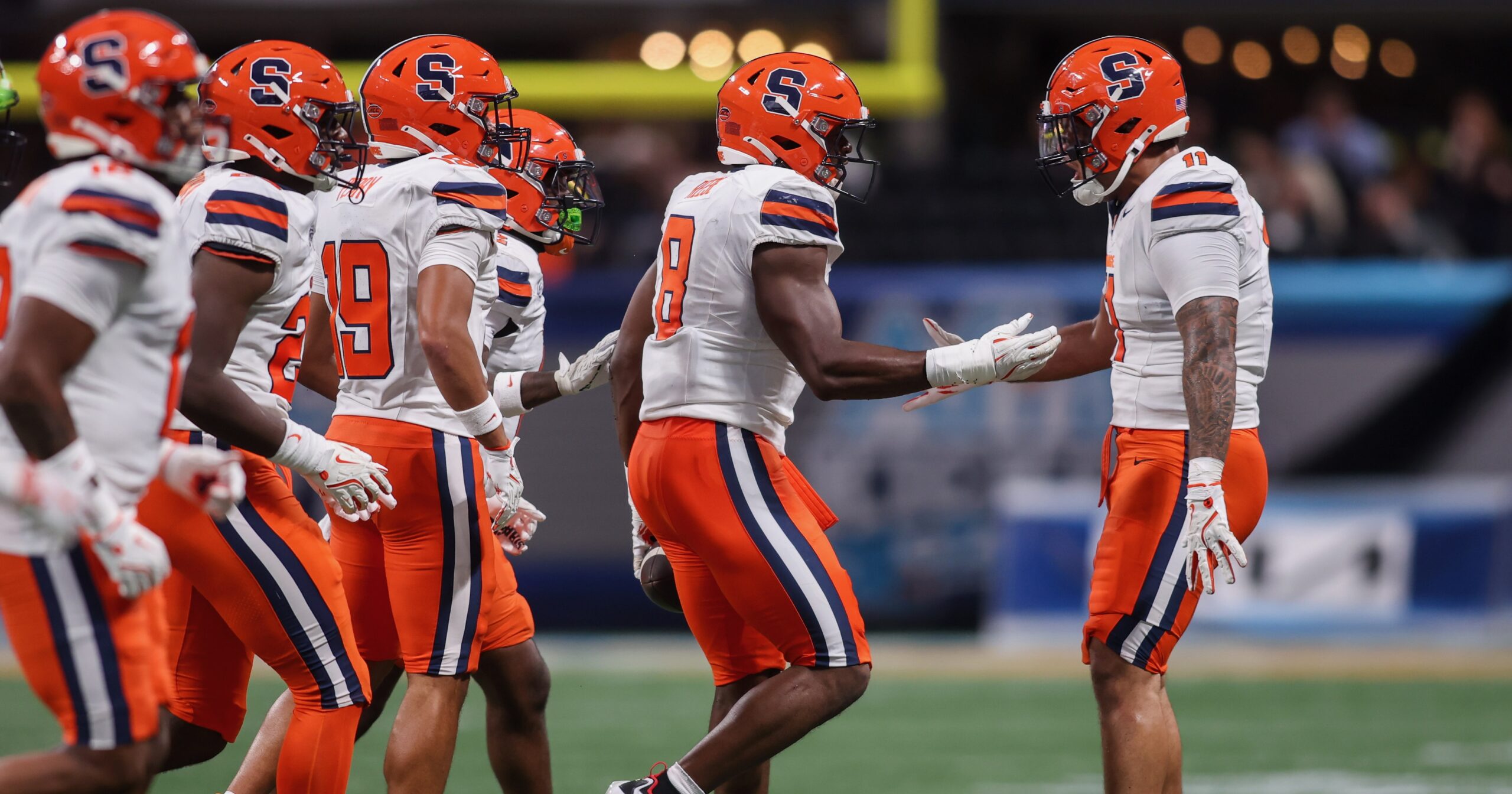 Two Tennessee defensive starters hurt vs. Syracuse