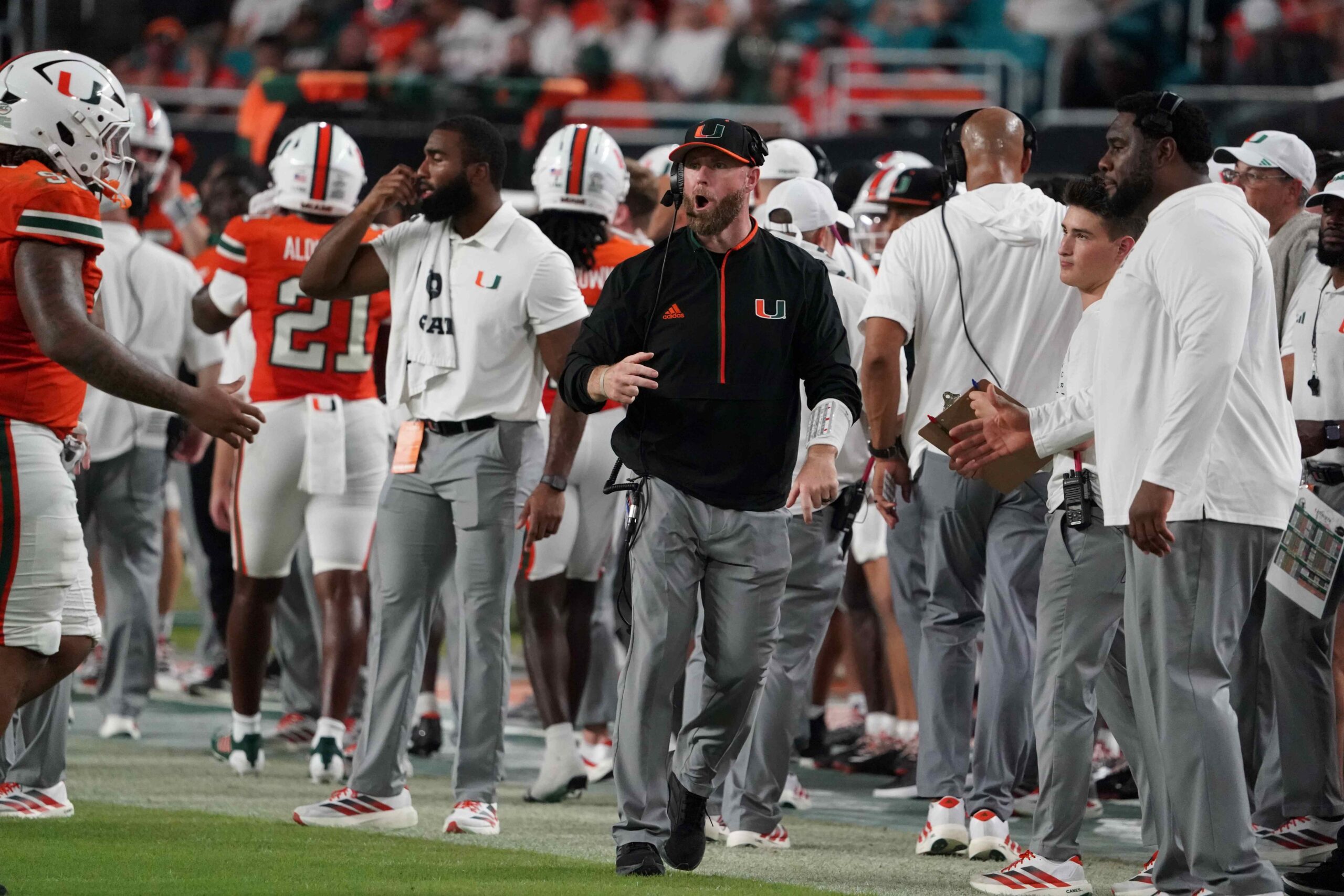 Miami has challenge in slowing dual threat QB Byrum Brown