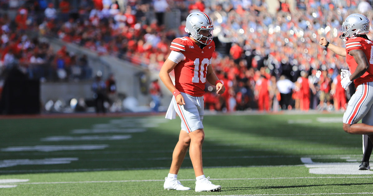 Officials make questionable roughing the passer call in favor of Julian Sayin vs. Washington - On3