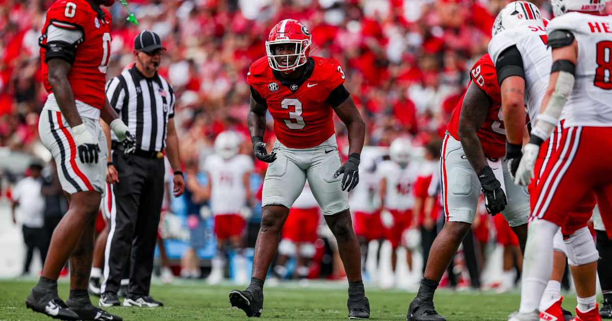 CJ Allen injury update: Georgia star LB leaves to the locker room vs ...