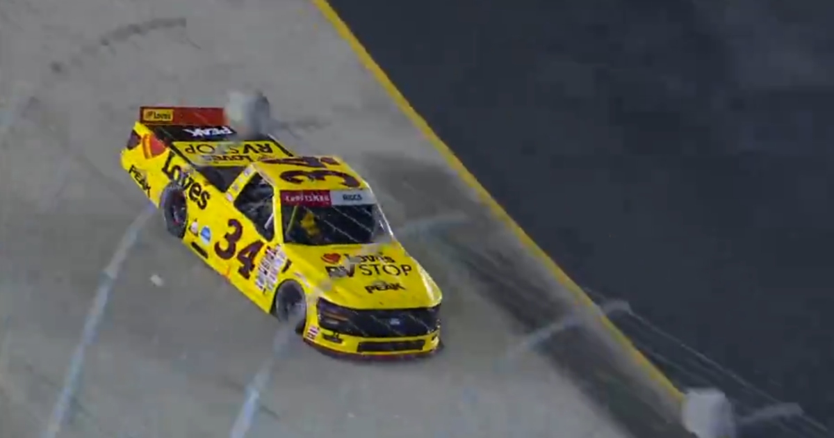 Layne Riggs wins Bristol Truck Series Playoff race, advances to Round of 8