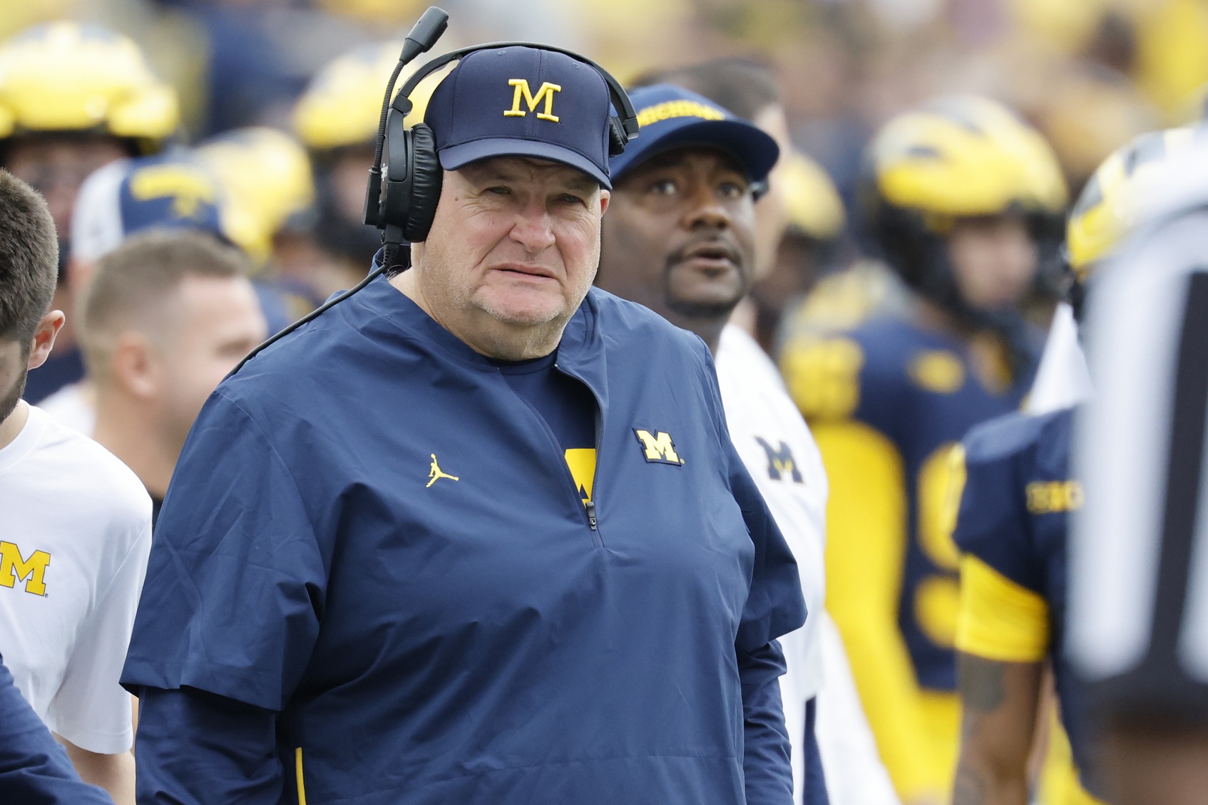 Biff Poggi describes 'tearful' team dinner, 'emotional week' leading up to Michigan's 63-3 win - On3