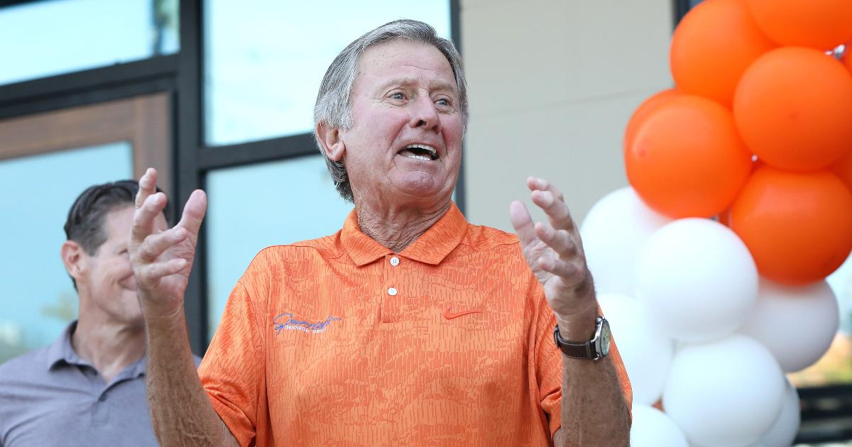 Steve Spurrier points out Brian Kelly ripping Garrett Nussmeier: 'I ...