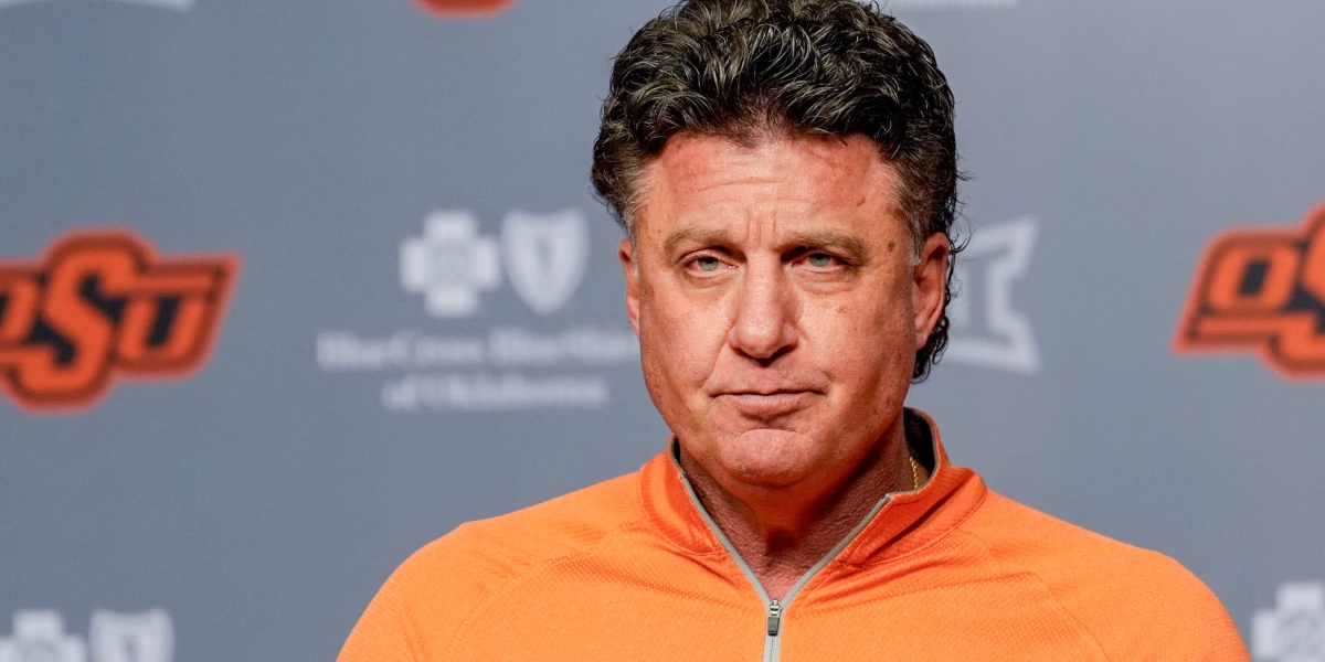 Mike Gundy explains why he does not tell players to ignore social media ...
