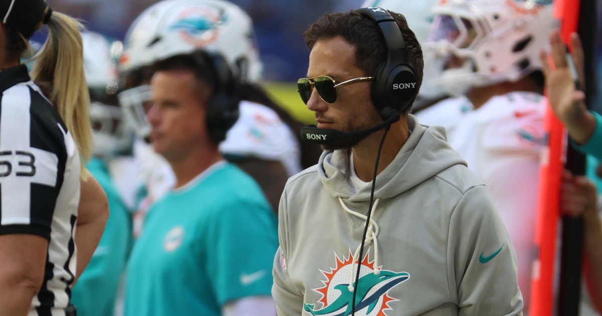 Mike McDaniel hot seat: Dolphins owner Stephen Ross weighs in on Miami head coach