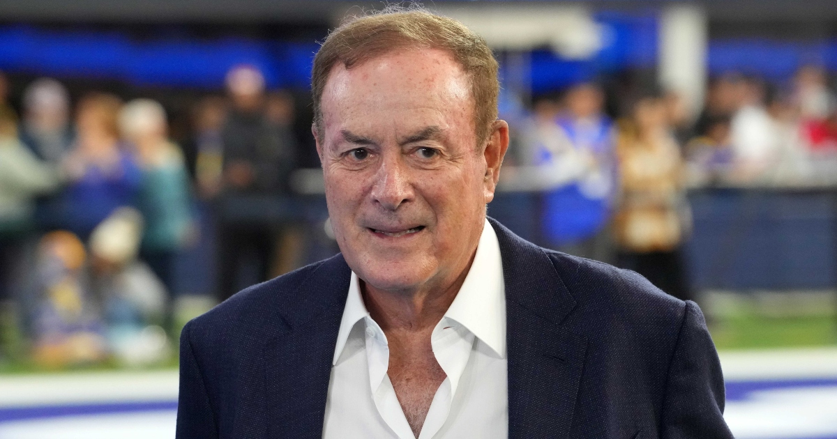 Al Michaels seemingly takes shot at Eagles on TNF broadcast