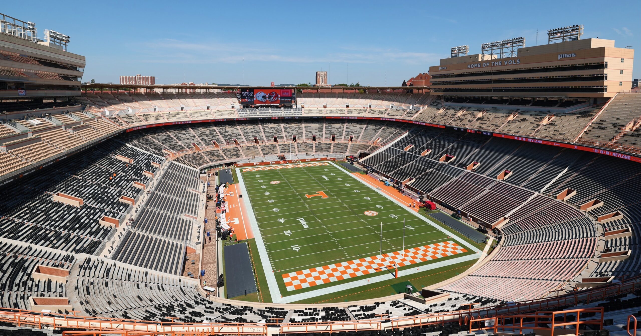 How To Watch: Tennessee Football vs. Arkansas Razorbacks