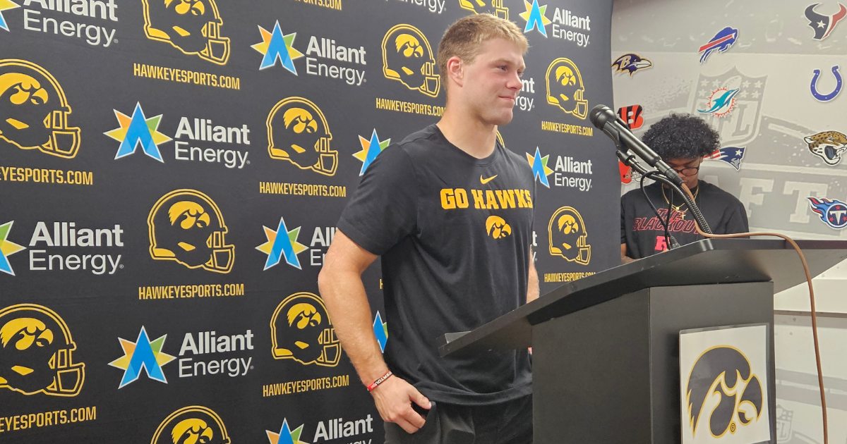 Kaden Wetjen continues special teams impact