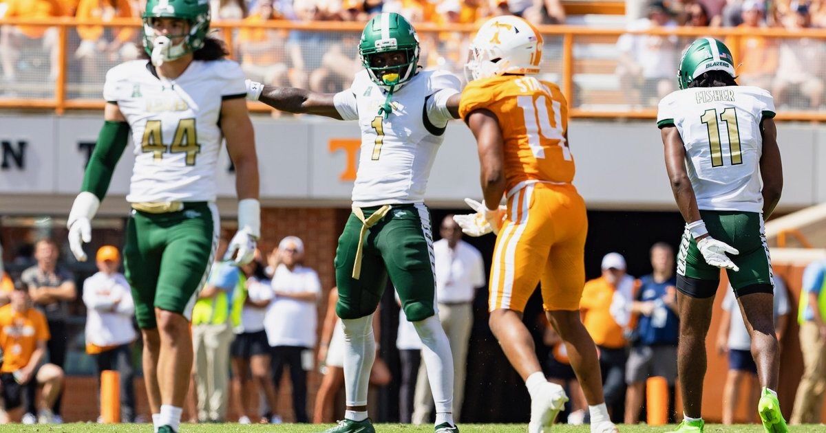 UAB's Sirad Bryant apologizes for stomping Max Gilbert's foot