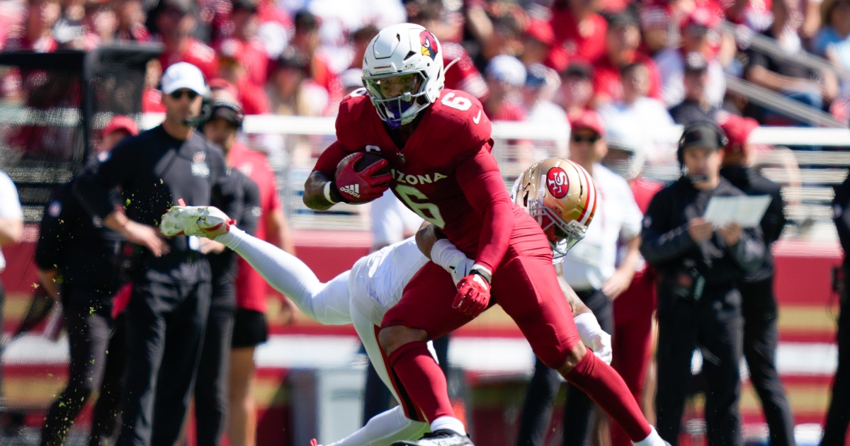 James Conner injury update: Cardinals RB surrounded by team, carted off field after terrifying ...