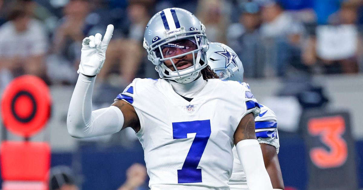 Trevon Diggs, Kenny Clark injury update: Cowboys defenders leave game ...