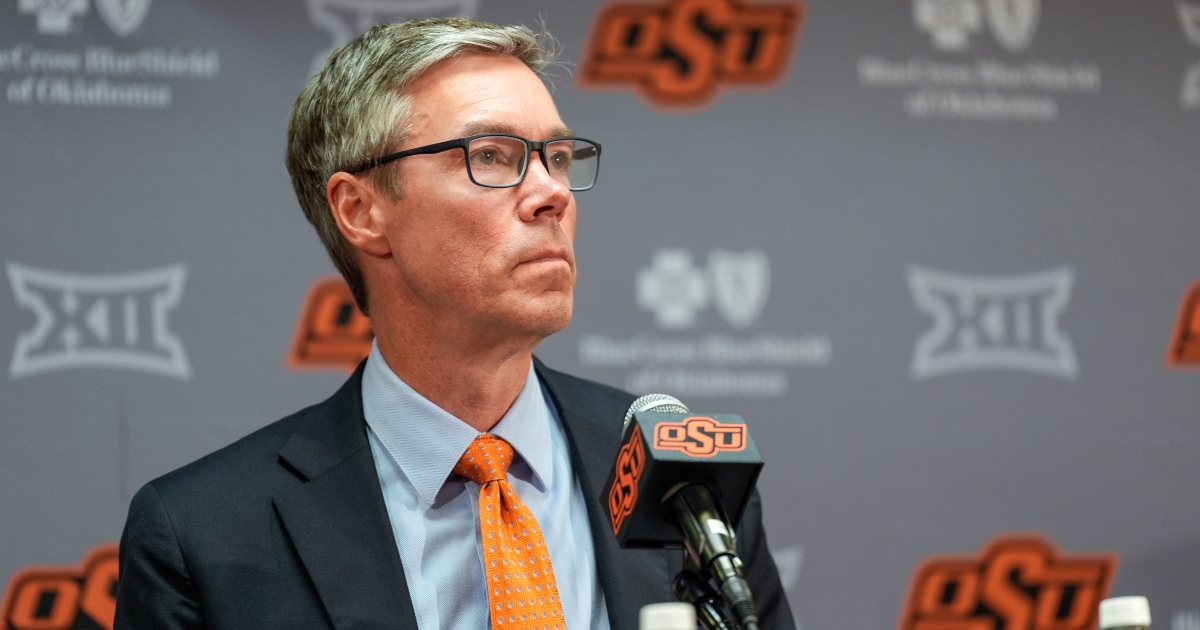 Oklahoma State AD Chad Weiberg denies Mike Gundy comments on fans ...