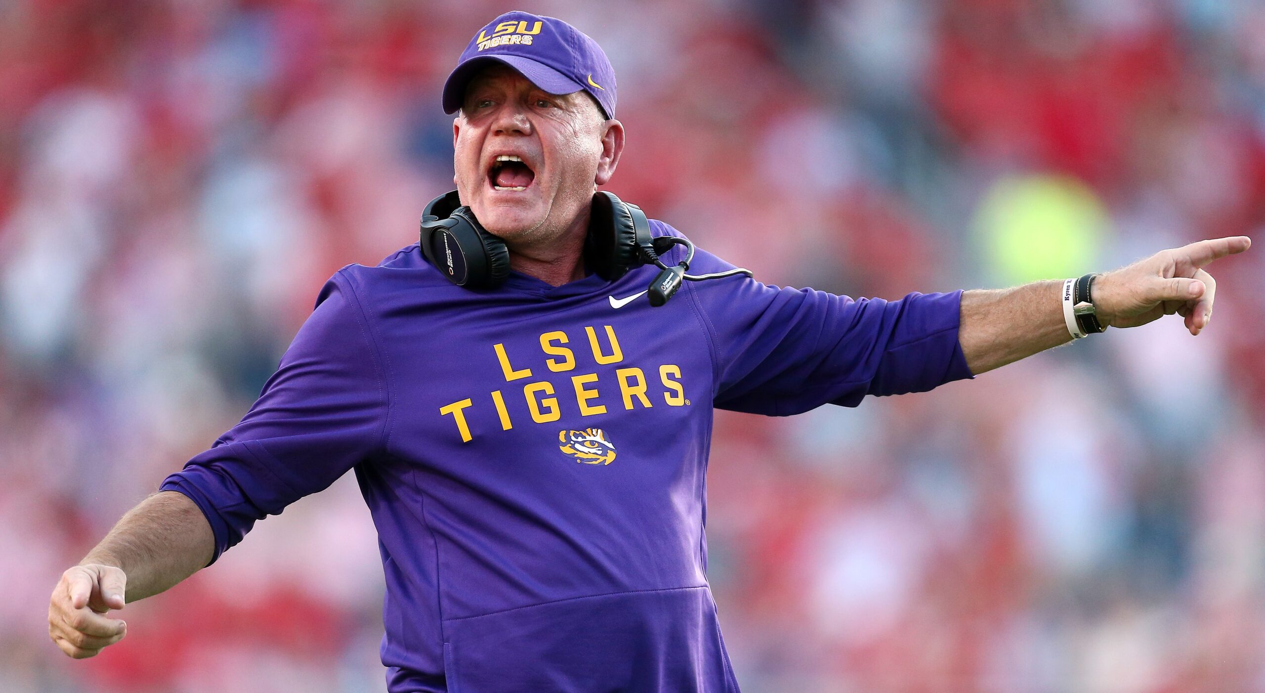 LSU plummets in latest AP Poll after Ole Miss defeat - On3