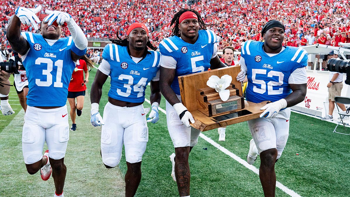 Ole Miss crashes the CFP in Week 6 bowl projections