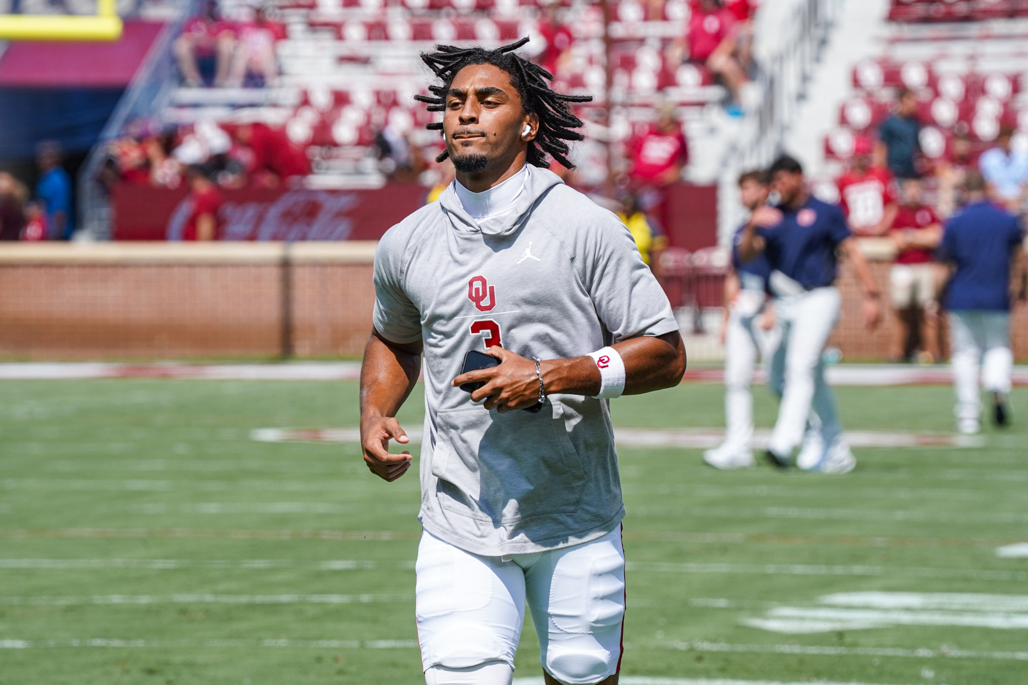 How is Michael Hawkins Jr. preparing as OU's starting QB? 'I just go ...