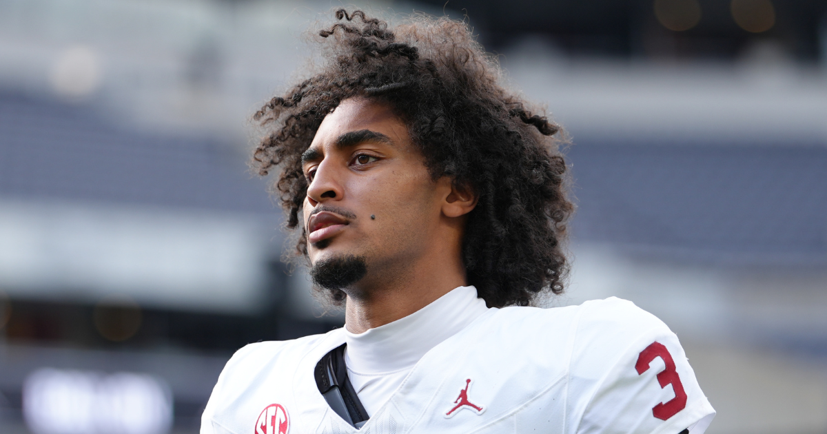 Michael Hawkins describes how John Mateer has helped ready him to step in for Oklahoma