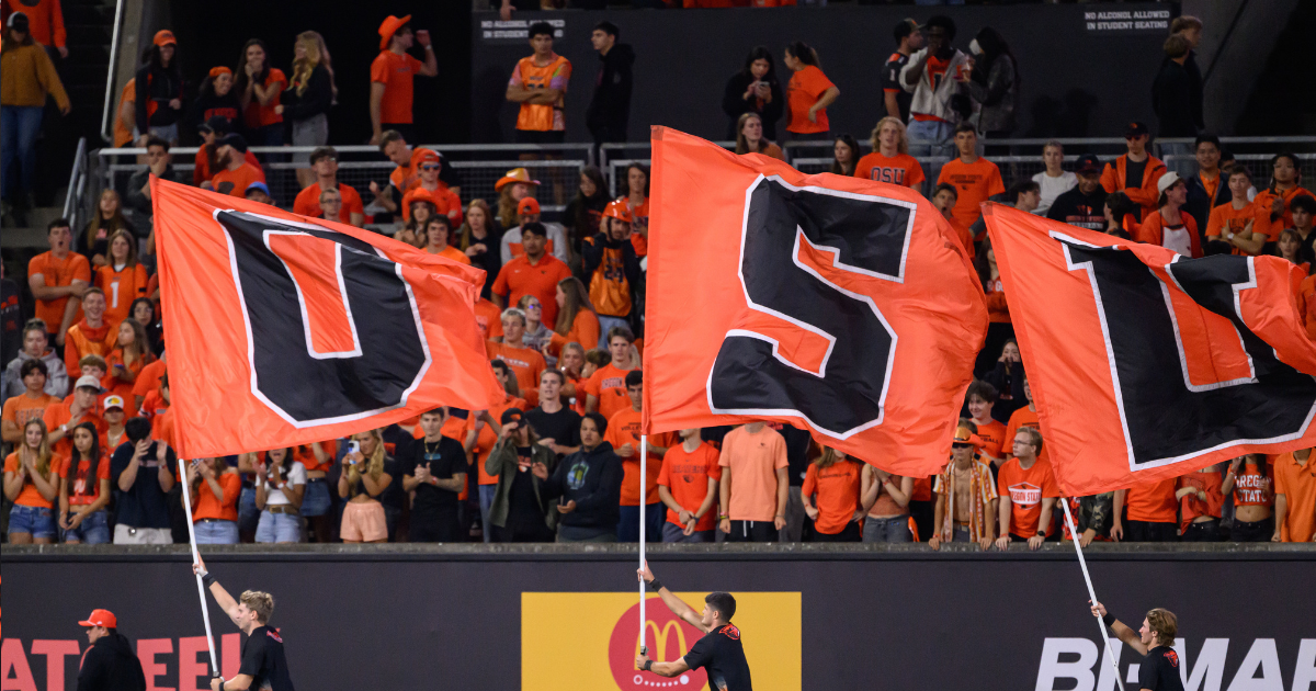 Oregon State Interim HC Robb Akey Announces Staff Changes
