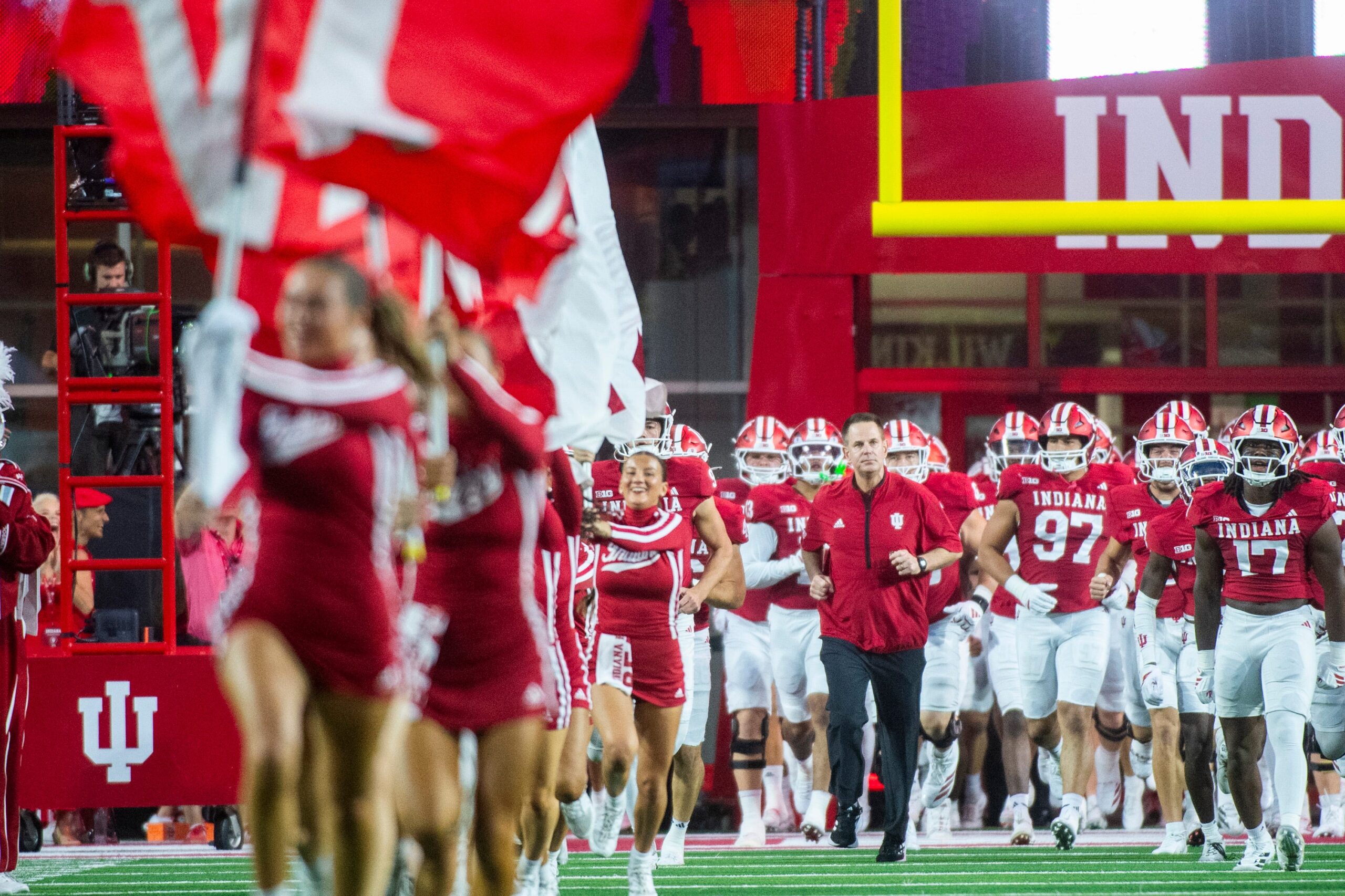 Gameday Essentials: Indiana football at Oregon