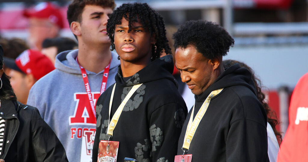 Texas flips 4-star safety Toray Davis from UCLA - On3